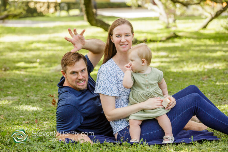 Loch Haven Park Mayor Tree Family Photographer