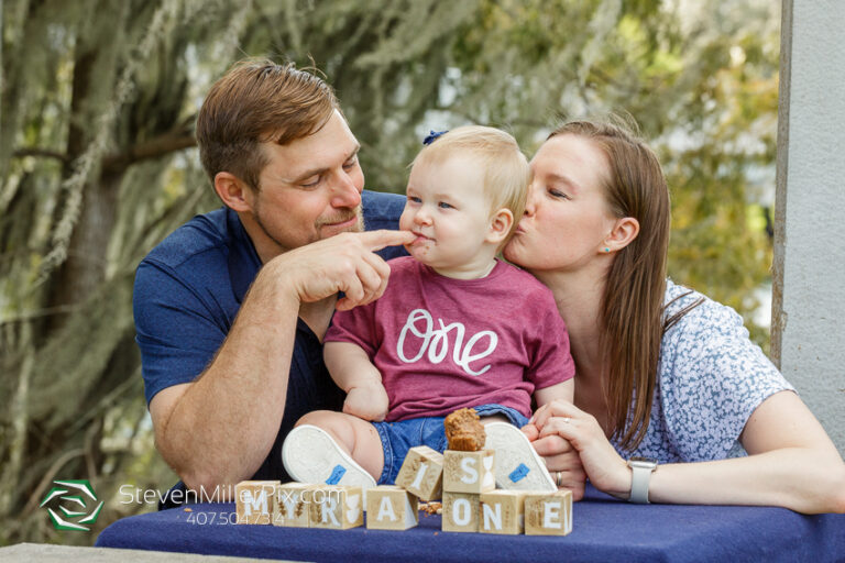 Loch Haven Park Mayor Tree Family Photographer